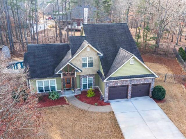 824 Vicki Circle