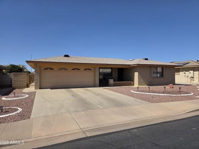 8254 E Navarro Ave, Mesa, AZ 85209