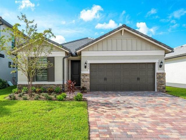 8254 Vaulting Dr, Lake Worth, FL 33467