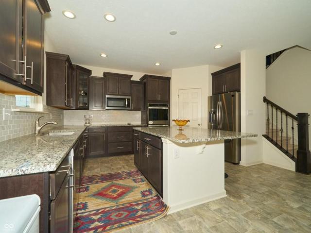 8255 Carnegie Lane