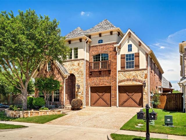 8255 Lindsay Gardens