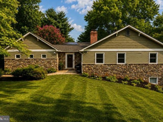 8256 Lock Ln, Warrenton, VA 20186