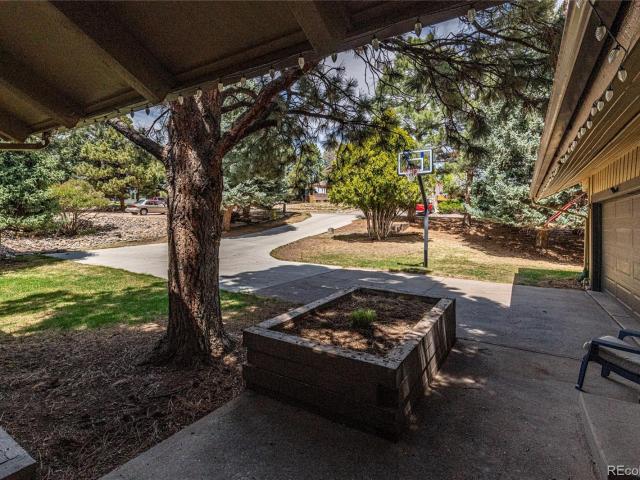 8250 Carriage Lane