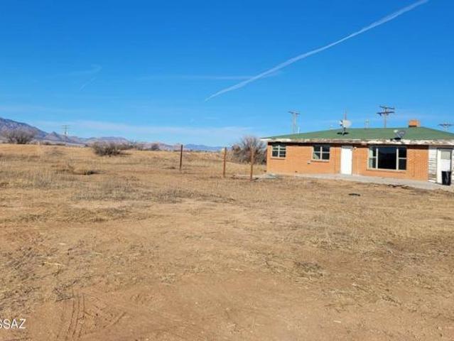 8251 N Ingram Rd, Willcox, AZ 85643