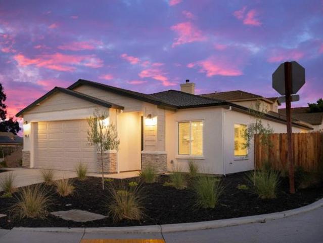 8252 Ghislaine Way, Antelope, CA 95843