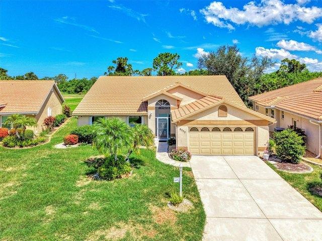 8252 Parkside Dr, Englewood, FL 34224