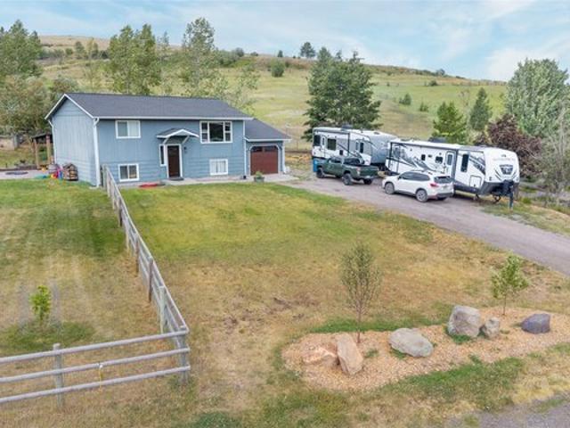 8253 Indreland Rd, Missoula, MT 59808