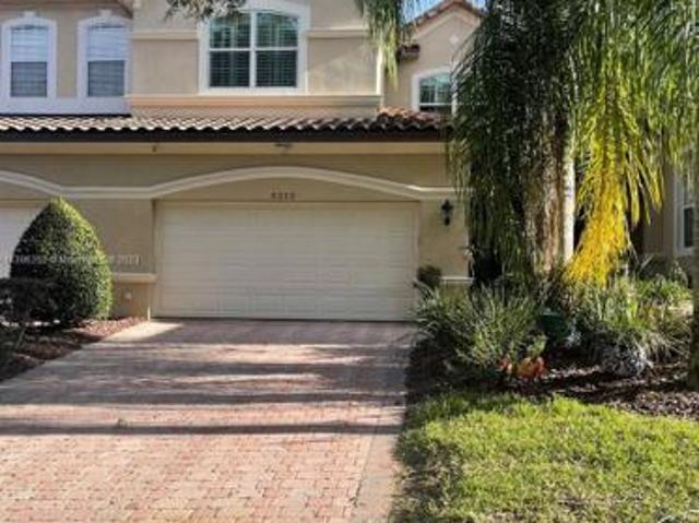 8253 Tivoli Dr, Orlando, FL 32836