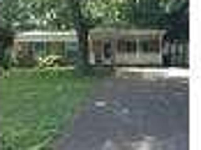 $825 / 3br Cute Ranch Style Home Available!