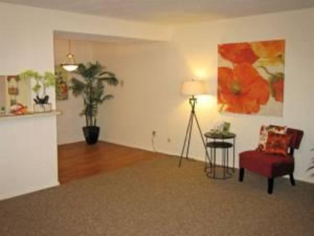 $825 / 1br 744ft² NOT WANTING TO LIVE WITH ROOMMATES! CHECK US OUT! Baylor / MCC / TSTC