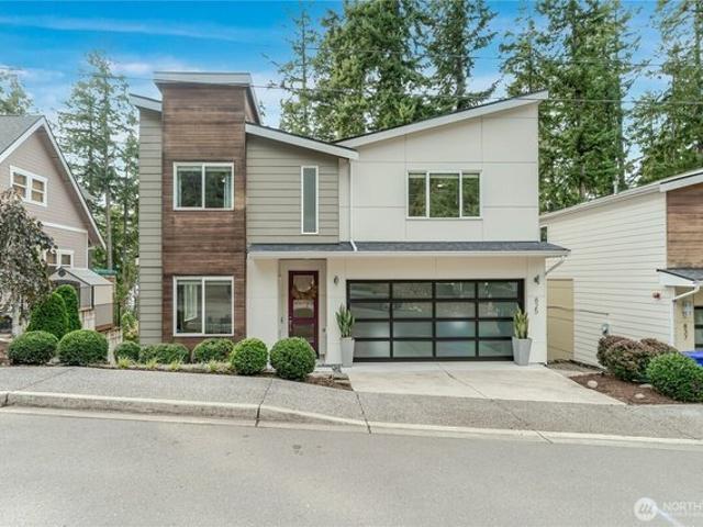 825 206th Ave NE, Sammamish, WA 98074