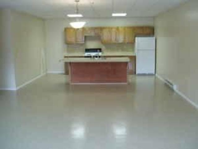 $825 / 2br 2 bedroom apartment close to LANTA 7th/Turner Allentown Turner and 7th