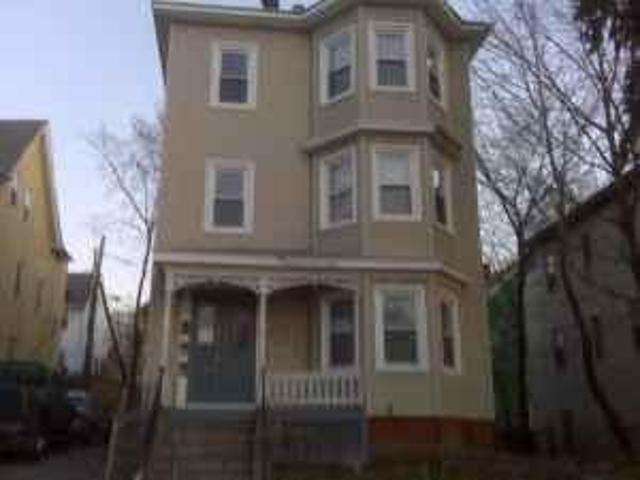 $825 / 2br 5 rooms, 2 bedrooms, freshly painted, floors sanded, Deleaded Fox street, Worcester Ma map