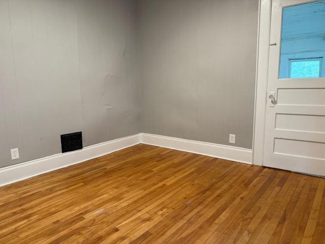 825 827 Westcott Street 3 Bedroom Apartment for Rent at 825 Westcott St, Syracuse, NY 13210 Eastside