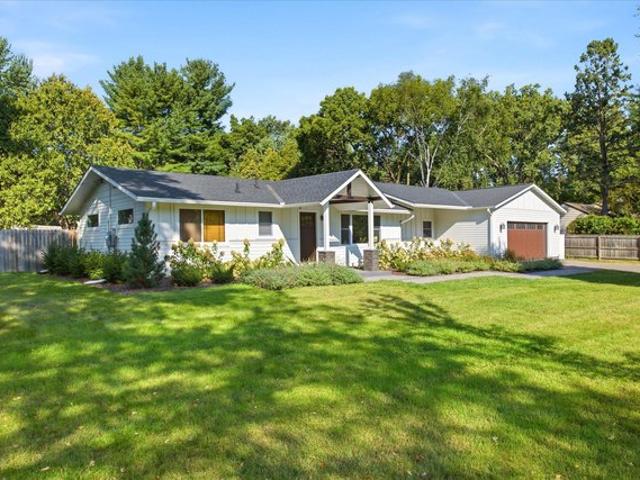 825 County Road 101 N, Plymouth, MN 55447