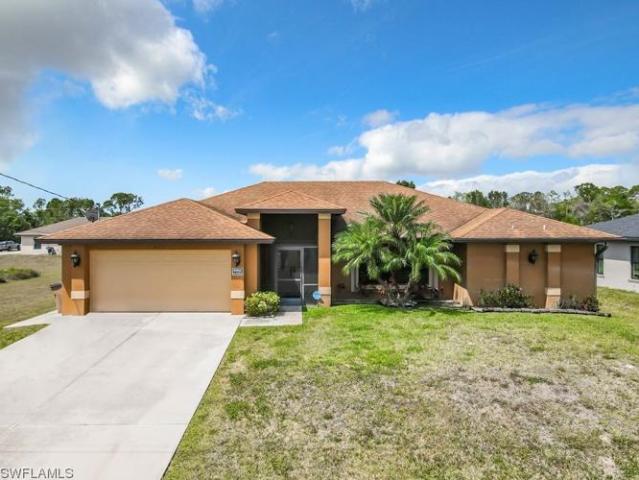 825 Anson Ave, Lehigh Acres, FL 33971