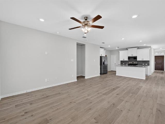 825 Apeldoorn Trail