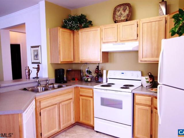 825 Beverley Dr, Unit C, Charlottesville, VA 22911 | MLS #673493