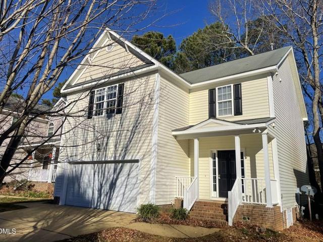 825 Brookhannah Ct, Fuquay Varina, NC 27526