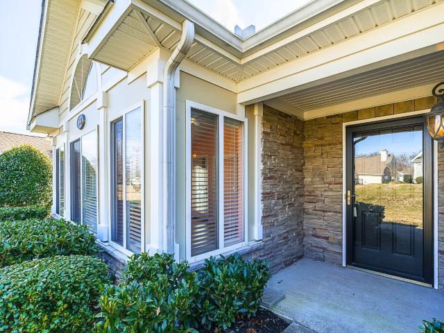 825 Browns Ln # 2004