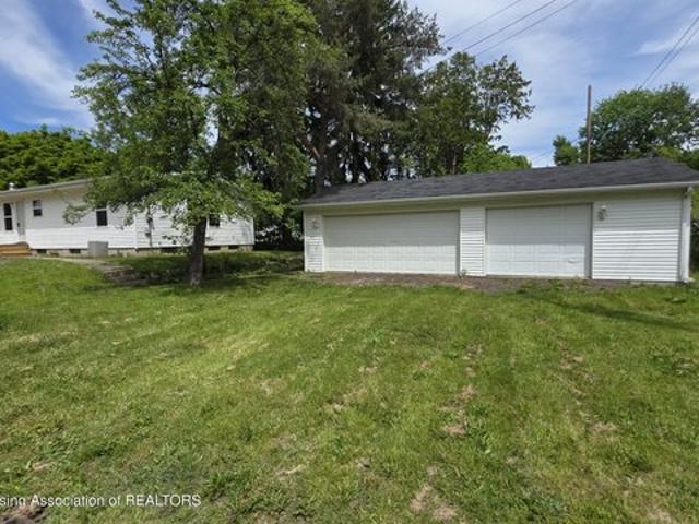 825 Dunlap St, Lansing, MI 48910