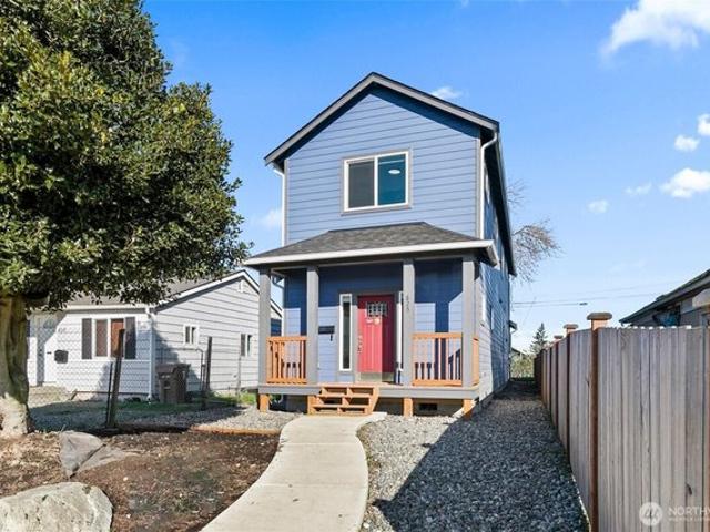 825 E 55th St, Tacoma, WA 98404