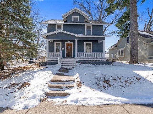 825 E Central Park Ave, Davenport, IA 52803