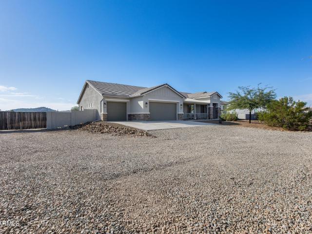 825 e perdido way