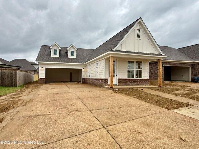 825 E Quitman Ct, Nesbit, MS 38651