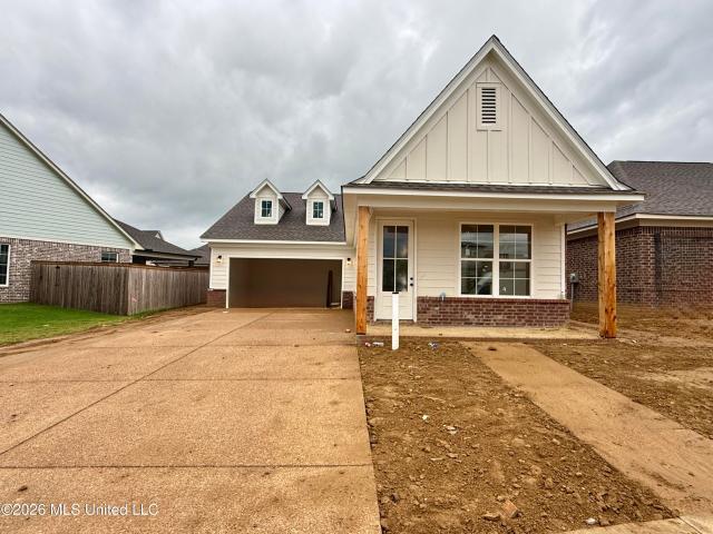 825 E Quitman Court