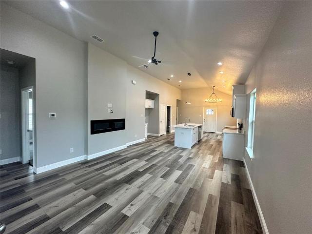 825 Edgar Street