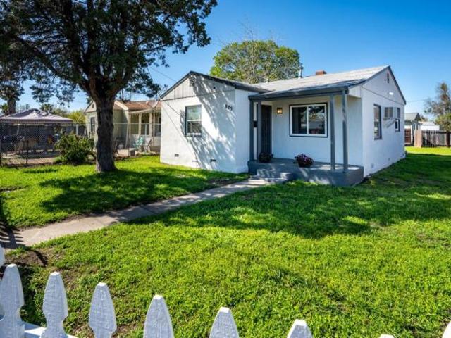 825 Eleanor Ave, Sacramento, CA 95815