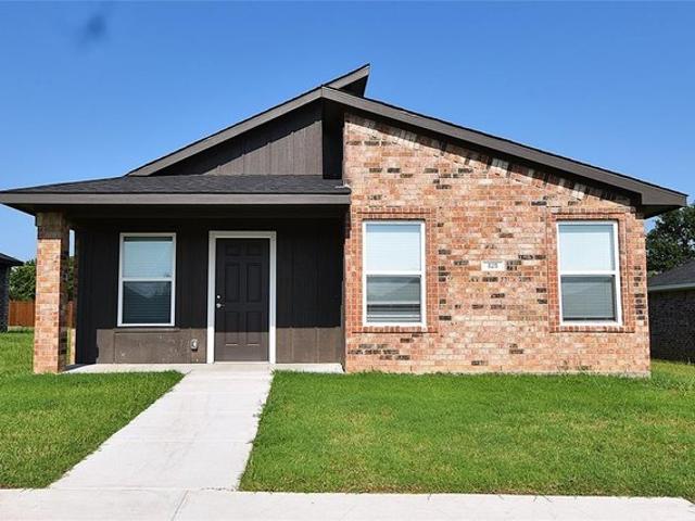 825 Elm St, Seminole, OK 74868