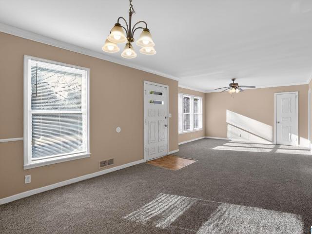 825 Fowler Cr