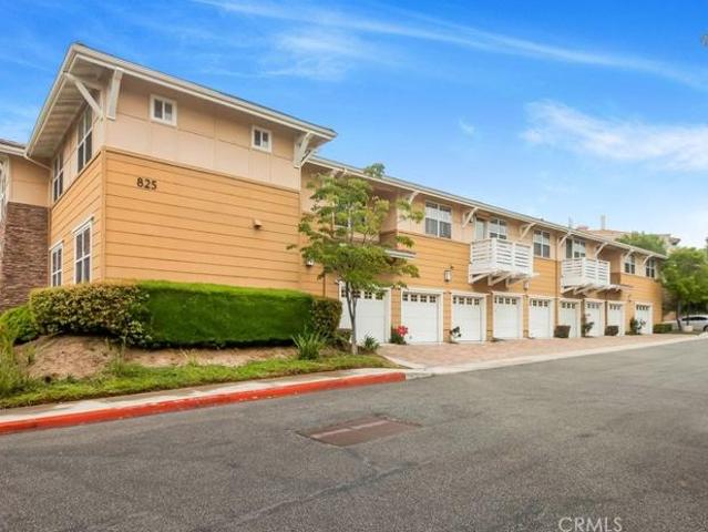 825 Francesca Dr #202, Walnut, CA 91789