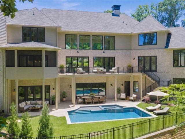 825 Kenry Court