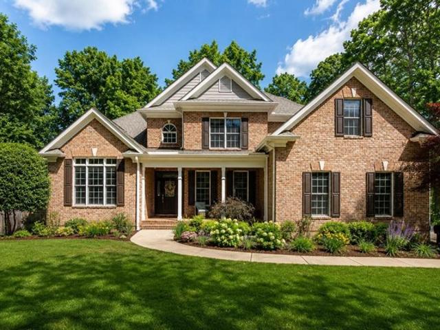 825 Oxbow Crossing Rd, Chapel Hill, NC 27516