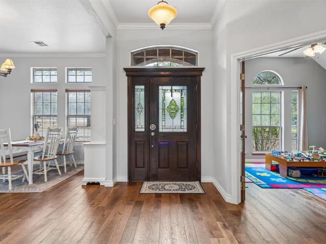 825 Liveoak Lane