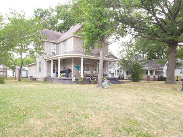 825 Main Street