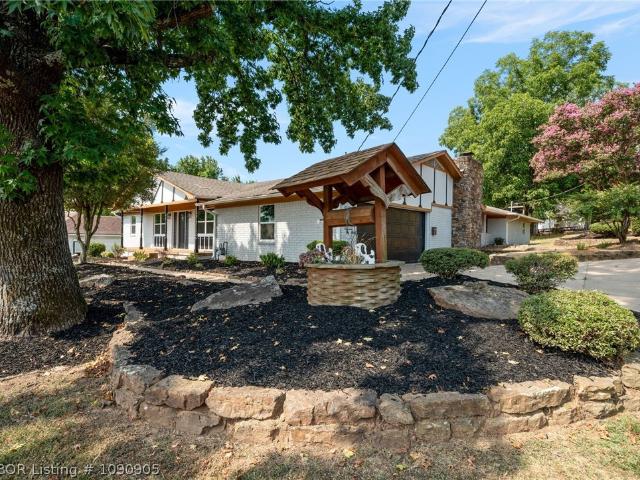 825 N 20th Street