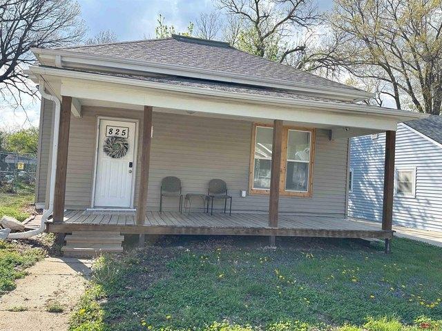 825 N 30th St, Lincoln, NE 68503