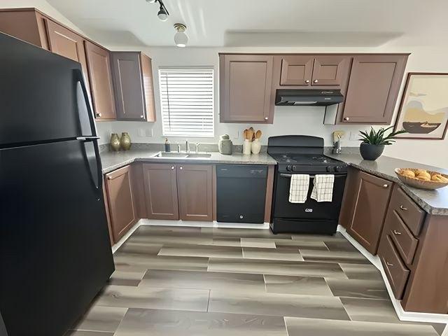825 N Lamb Blvd Spc 335, Las Vegas, NV 89110