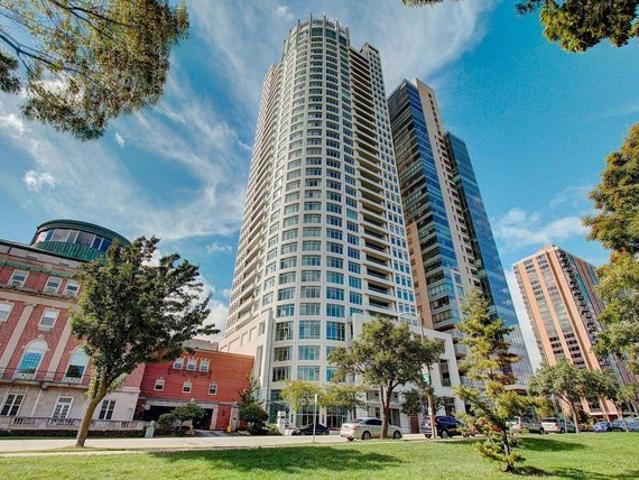 825 N Prospect Ave Unit 901, Milwaukee, WI 53202
