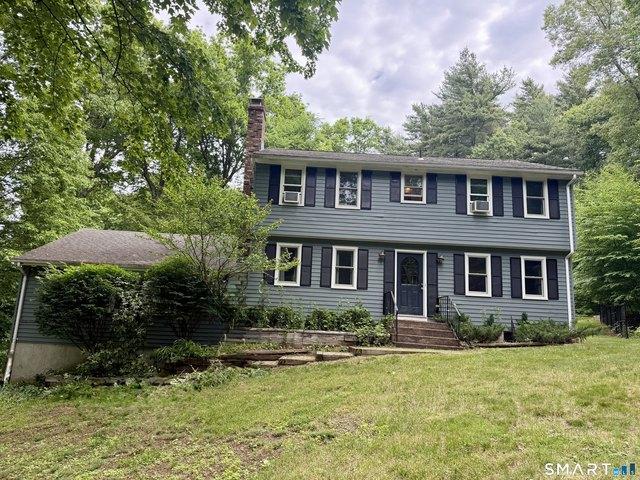 825 Neipsic Rd, Glastonbury, CT 06033