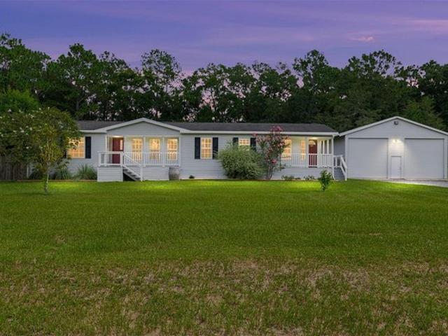 825 NW 107th Ct, Ocala, FL 34482