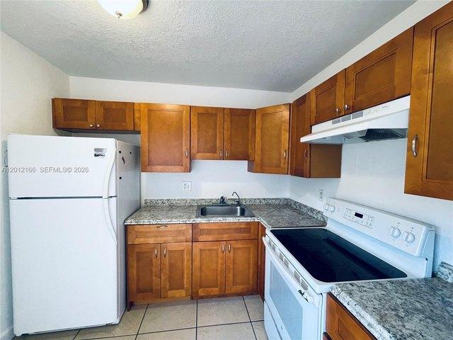 825 NW 46th Ave Unit 825, Plantation, FL 33317