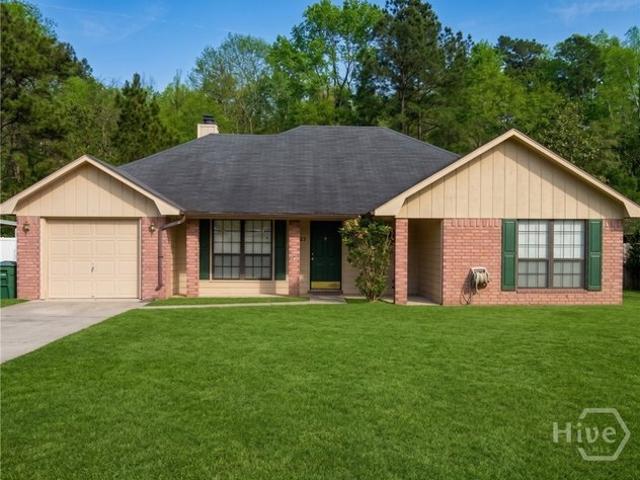 825 Sagewood Dr, Hinesville, GA 31313