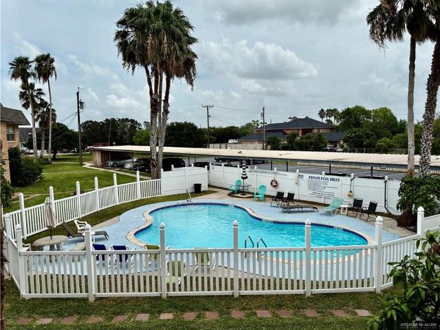 825 Santa Isabel Boulevard C8