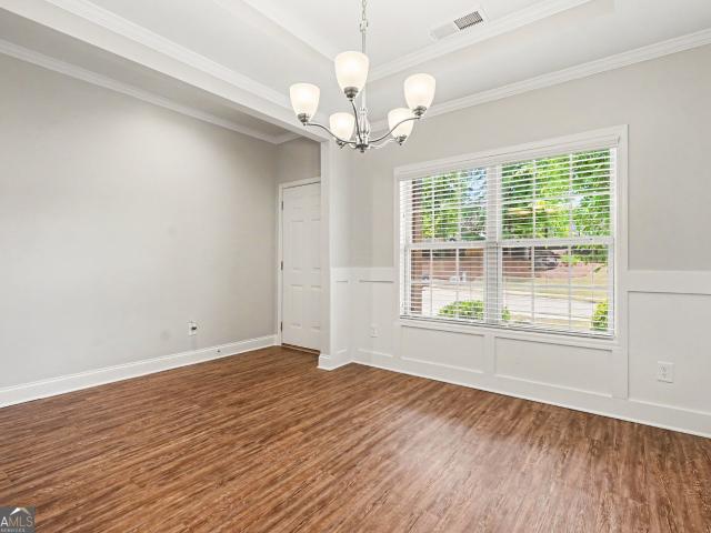 825 Sassafras Lane