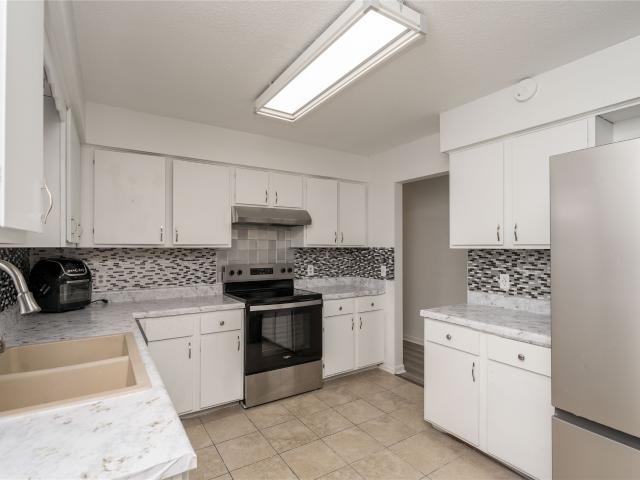 825 SE 4th Street